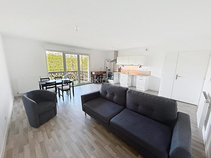 Appartement à vendre - Liffré - 4 pièces - 2 chambres