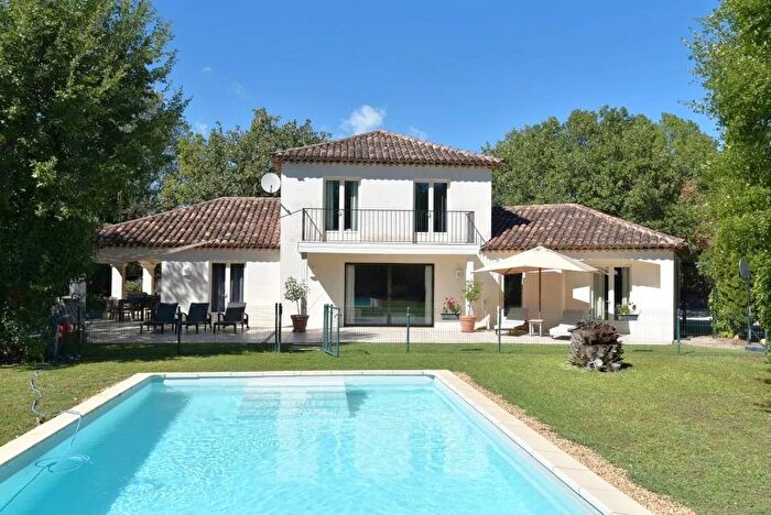 Maison à vendre - Saint-Paul-en-Forêt - 5 pièces - 4 chambres