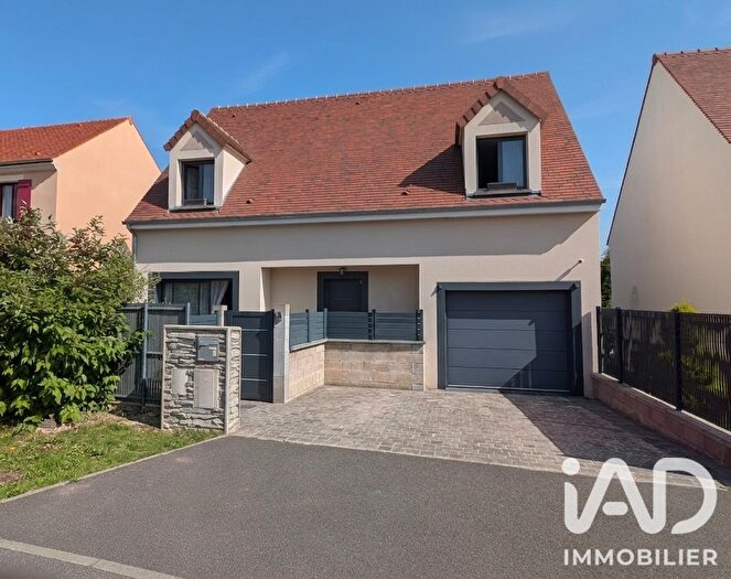 Dammartin-en-Goële : Maison 6 pièces à vendre