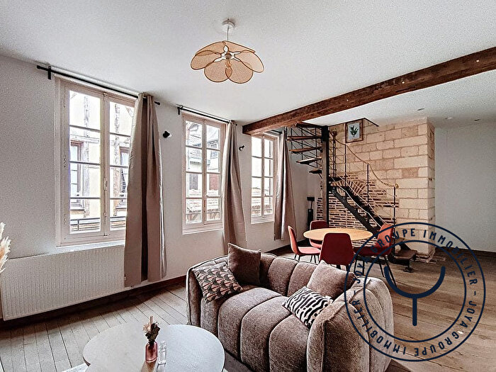 Troyes, Cathédrale : Appartement 2 pièces à louer