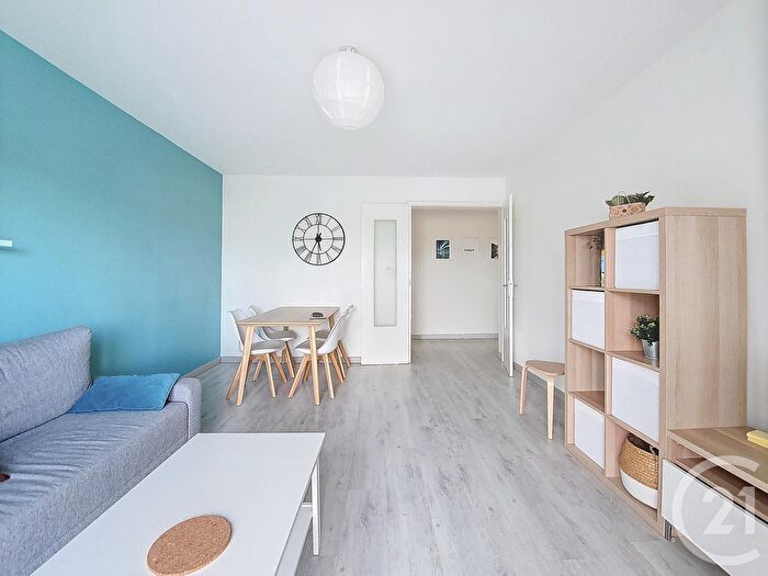 Appartement 4 pièces à louer - Saint-Sébastien-sur-Loire, Ouest