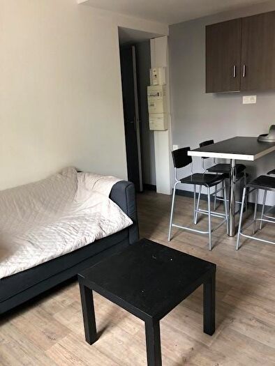 Appartement 2 pièces à louer à Saint-Étienne, Crêt de Roc