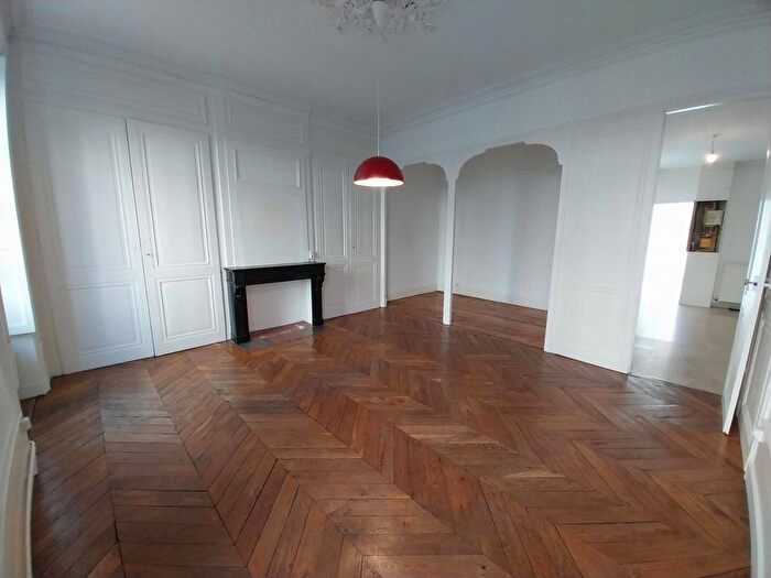Ainay, Lyon 2ème arrondissement : Appartement 4 pièces à louer