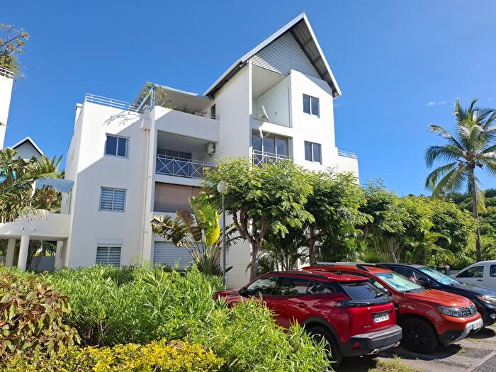 Appartement à louer - Saint-Paul, Boucan, Canot - 5 pièces - 4 chambres