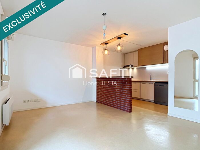 Appartement 2 pièces à Nancy, Poincaré, Foch, Anatole France, Croix de Bourgogne, à vendre