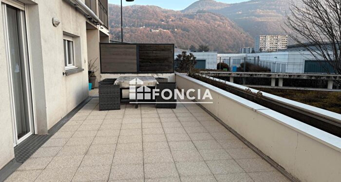 Appartement à vendre - Saint-Martin-dHères, Centre-ville - 3 pièces - 2 chambres