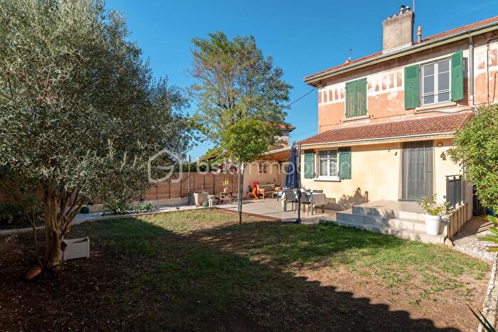 Appartement 3 pièces à vendre à Rillieux-la-Pape, Perica, Village