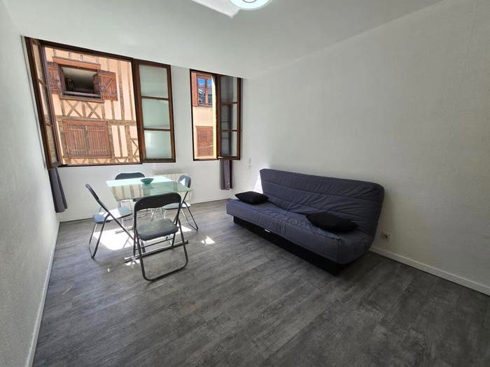 Centre-Hôtel de Ville, Limoges : Appartement 1 pièce à louer