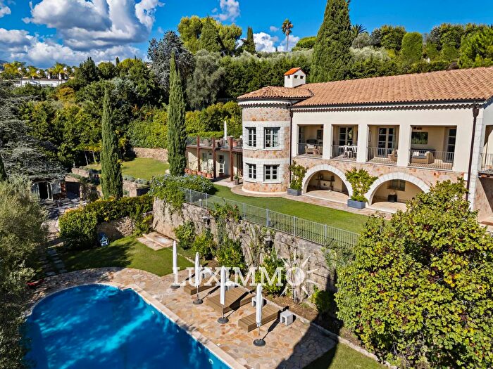 Maison à vendre - Mouans-Sartoux - 10 pièces - 7 chambres