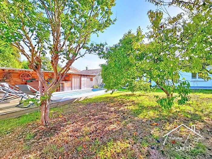 Maison à vendre - Blanquefort, Caychac - 4 pièces - 3 chambres