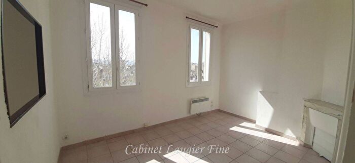 Appartement à louer - Marseille ème arrondissement - 2 pièces - 1 chambre