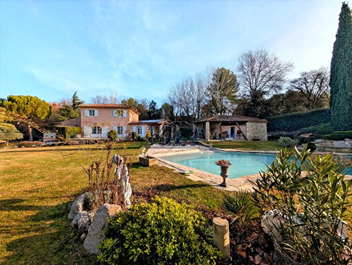 Maison à vendre - Meyrargues - 7 pièces - 3 chambres