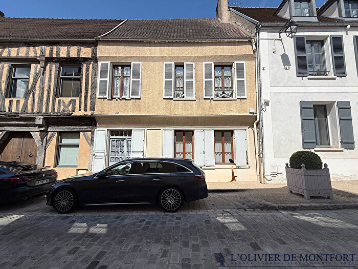 Maison 6 pièces à Montfort-lAmaury, à vendre