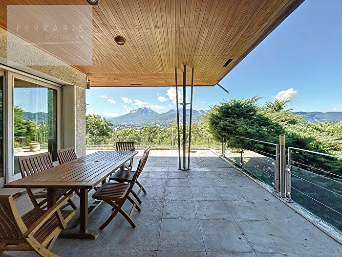 Maison à vendre - Saint-Alban-Leysse - 8 pièces