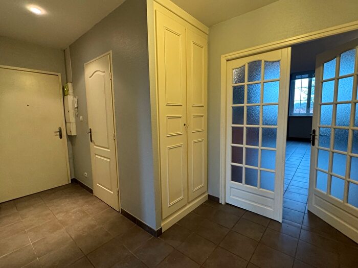 Appartement à louer - Zimming - 4 pièces - 2 chambres