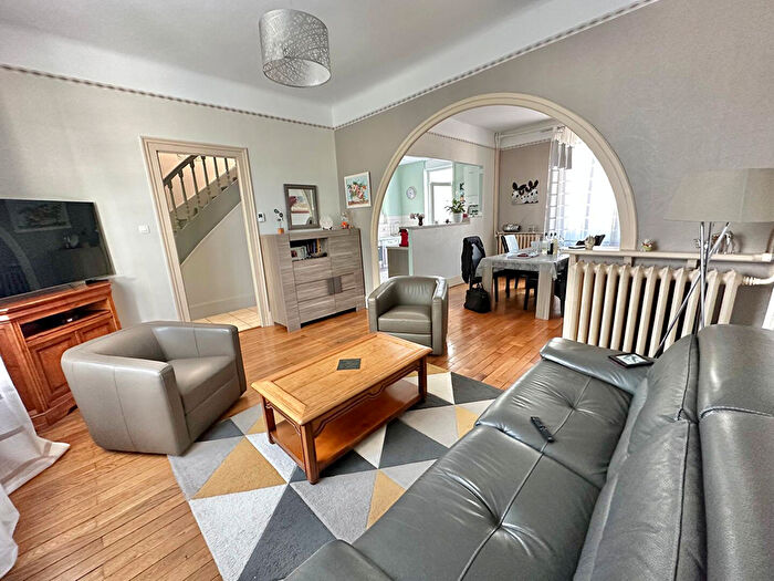 Maison à vendre - Bourgoin-Jallieu, LOiselet, La Maladière, La Grive - 3 pièces - 2 chambres