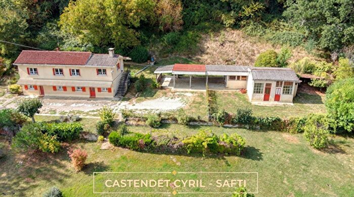 Maison 5 pièces à vendre - Saint-Hilaire-de-Lusignan