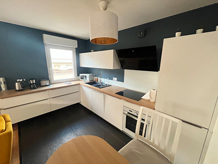 Appartement à louer - Quartiers Ouest, Arsenal, Redon - 3 pièces - 2 chambres