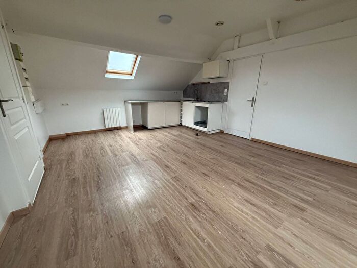 Rousies : Appartement 2 pièces à louer
