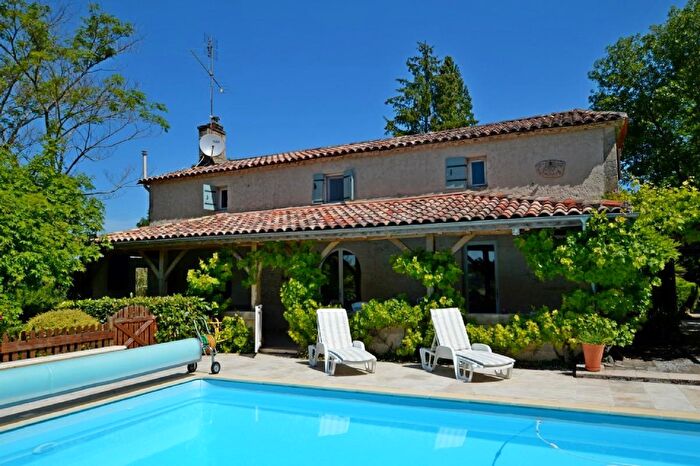 Maison à vendre - Duras - 9 pièces - 5 chambres