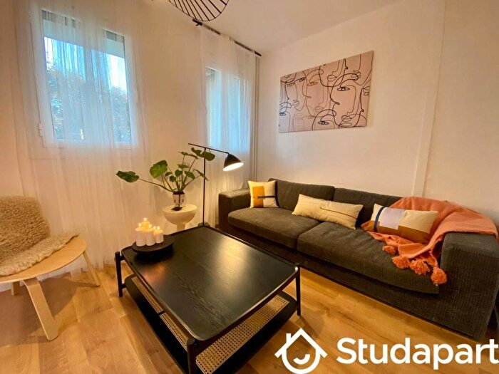 Appartement 1 pièce à louer à Sud Ouest, Guingamp