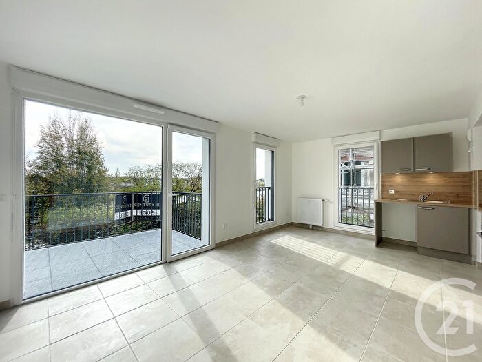 Appartement 3 pièces à Le Mée-sur-Seine, Le Village, à louer