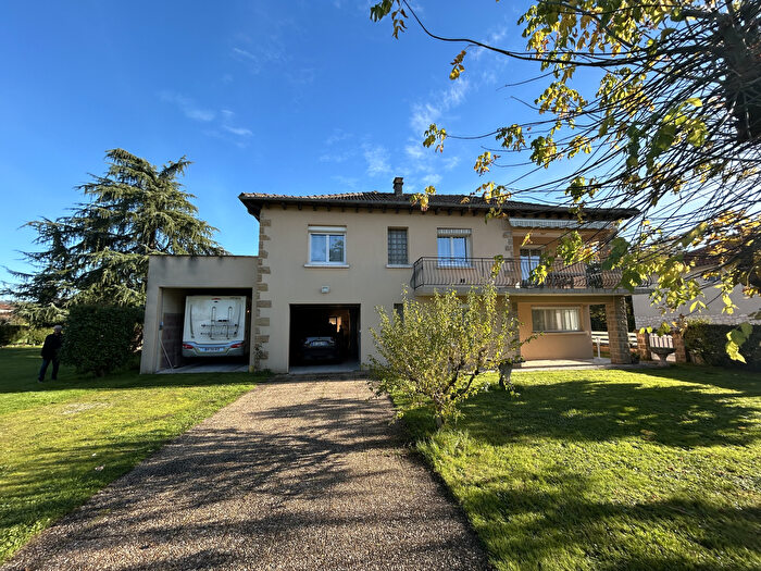 Maison à vendre - Bretenoux - 10 pièces - 4 chambres