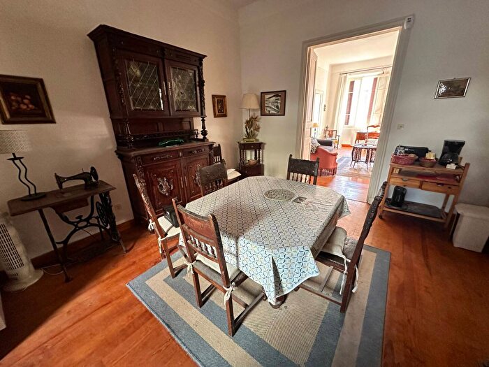 Appartement à louer - Ajaccio - 5 pièces - 3 chambres