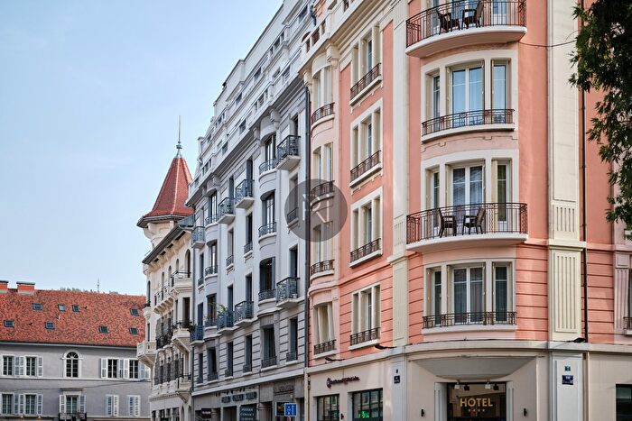 Annecy, Centre-ville, Vieille ville, Marquisats : Appartement 2 pièces à vendre