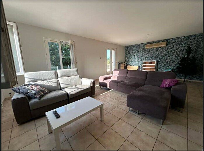 Appartement 5 pièces à La Chapelle-Vendômoise, à louer
