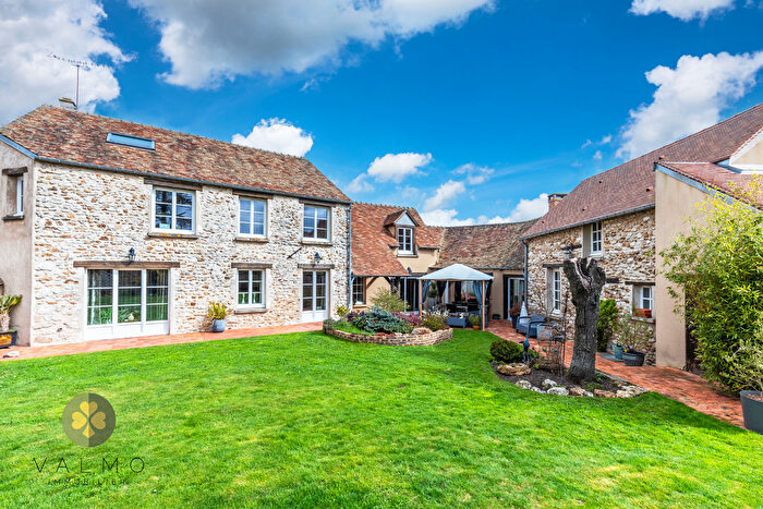 Maison à vendre - Flacourt - 8 pièces - 5 chambres