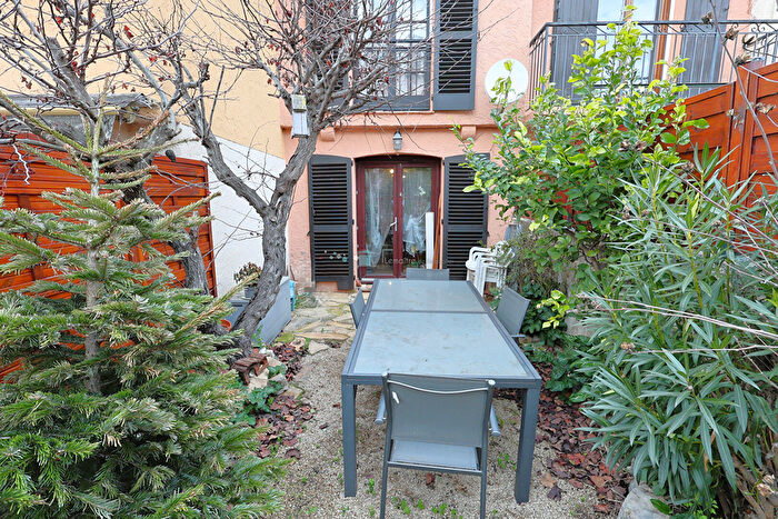 Maison à vendre - Grasse, Saint-Antoine, Aspres, Plascassier - 5 pièces - 4 chambres