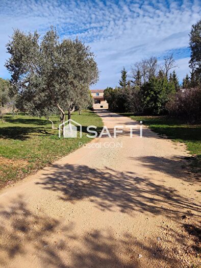 Maison à vendre - Issirac - 8 pièces - 5 chambres