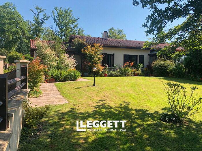 Maison à vendre - Brillac - 8 pièces - 5 chambres