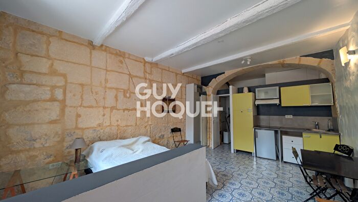 Tarascon, Centre-ville, Château, Condamine - Appartement 1 pièce à vendre