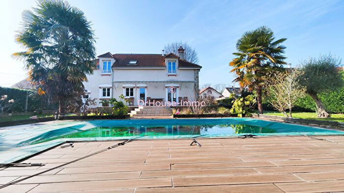 Maison à vendre - Villemoisson-sur-Orge - 8 pièces - 6 chambres