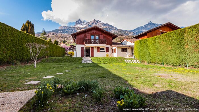 Maison à louer - Passy - 4 pièces - 3 chambres