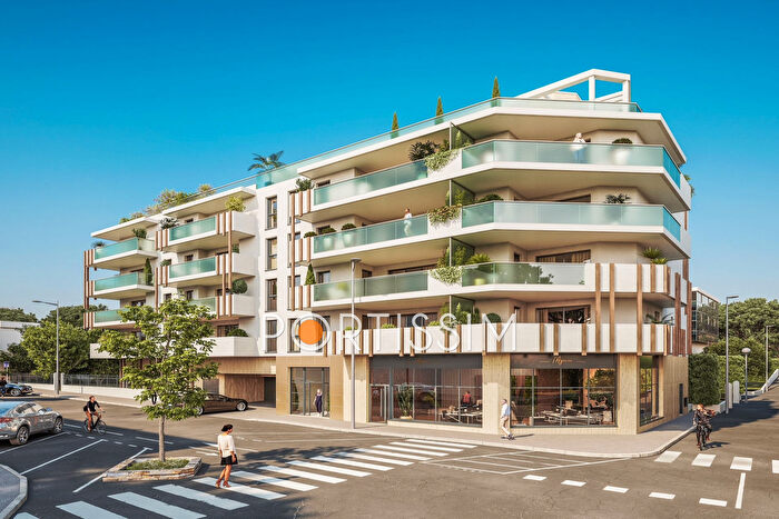 Appartement à vendre - Cagnes-sur-Mer, Saint-Roman, Lautin - 3 pièces - 2 chambres