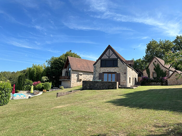 Maison à vendre - Loubressac - 10 pièces - 5 chambres