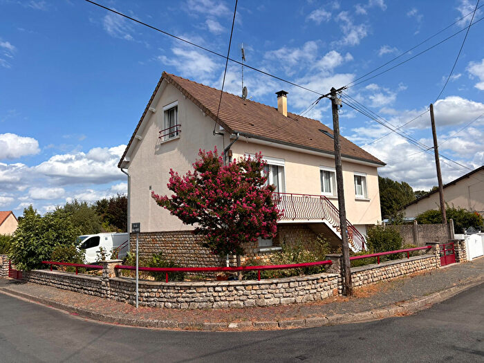 Malicorne-sur-Sarthe : Maison 6 pièces à vendre