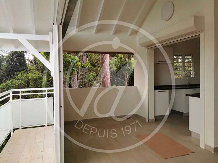 Maison à louer - Petit-Bourg - 6 pièces - 5 chambres