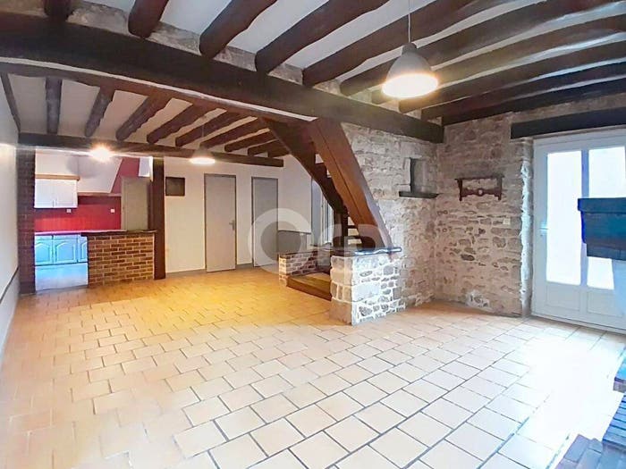 Maison 3 pièces à Fleury-en-Bière, à louer