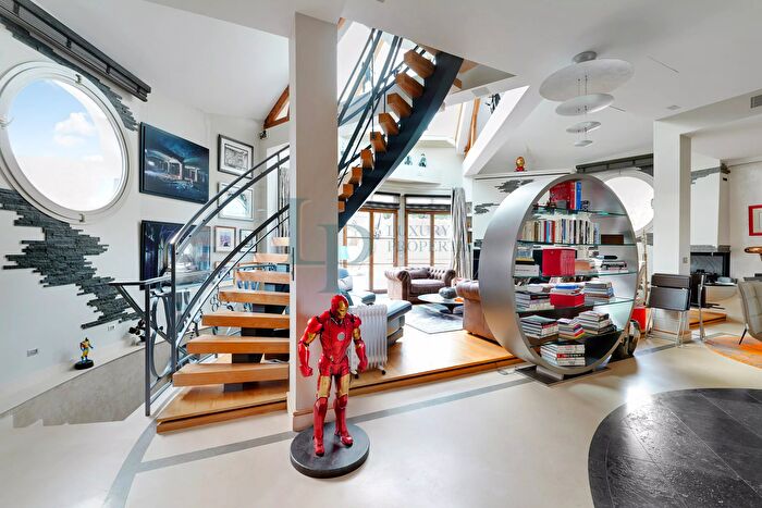 Appartement à vendre - Saint-Cloud, Montretout, Coutureau - 5 pièces - 4 chambres