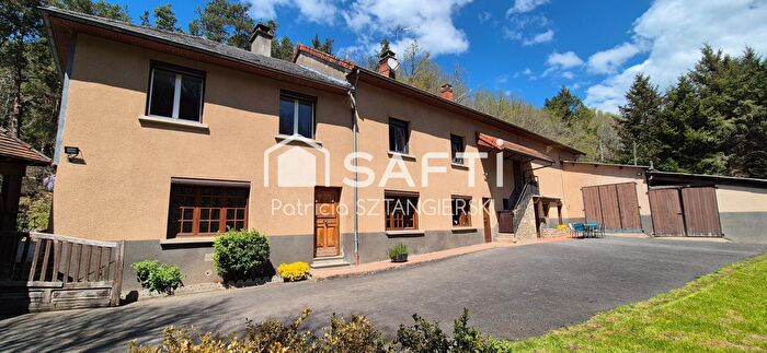 Maison à vendre - Villosanges - 10 pièces - 7 chambres