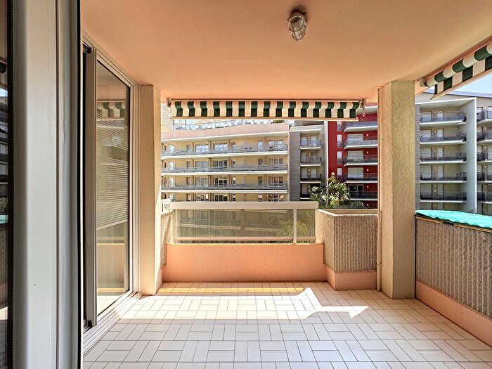 Appartement 1 pièce à vendre à Roquebrune-Cap-Martin, Carnolès, Gare, Cap Azur