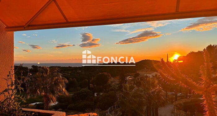 Appartement à vendre - Saint-Cyr-sur-Mer, Le Péras - 2 pièces - 1 chambre