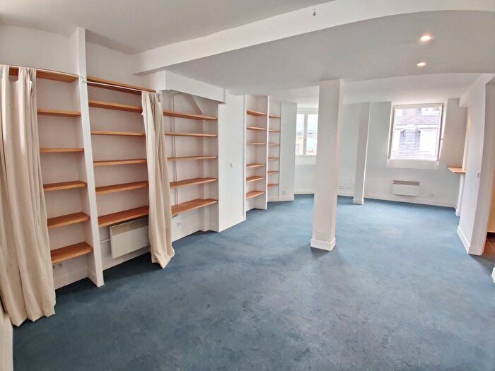 Appartement à louer - Auteuil Nord, Paris ème arrondissement - 1 pièce