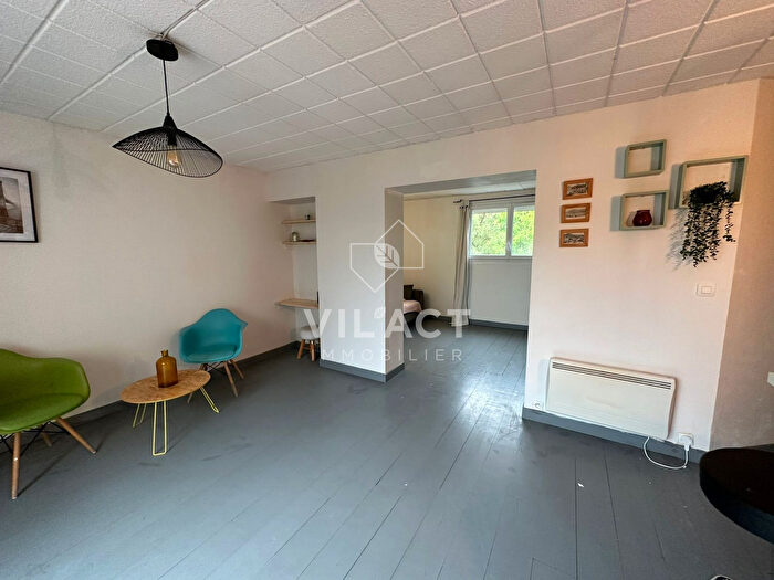 Appartement à louer - Lormont, Iris, Lissandre - 5 pièces - 3 chambres