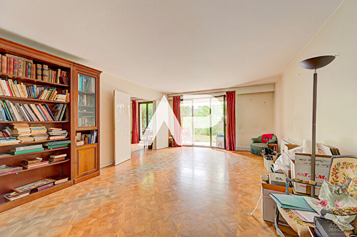 Appartement 4 pièces à vendre - Rueil-Malmaison, Coeur de Ville