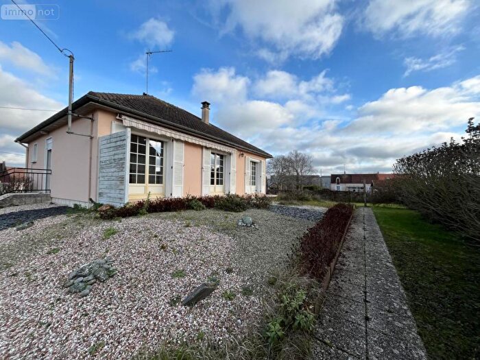 Maison 4 pièces à vendre à Connerré